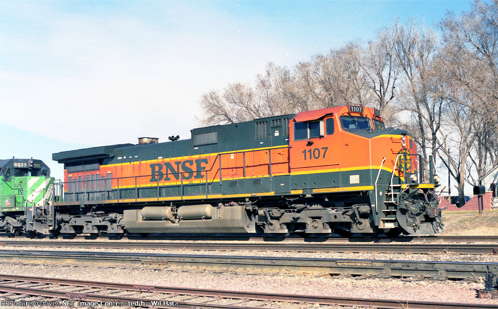 BNSF C44-9W 1107